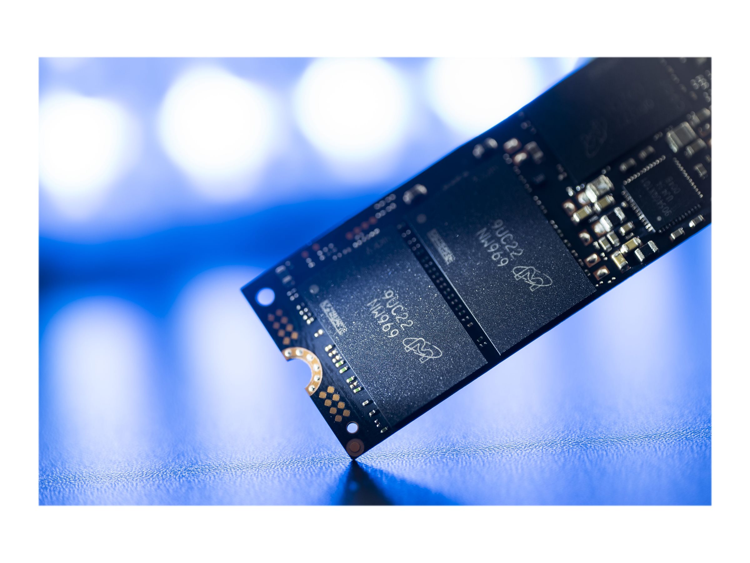 Crucial P5 - Solid state drive | Overview, Specs, Details | SHI