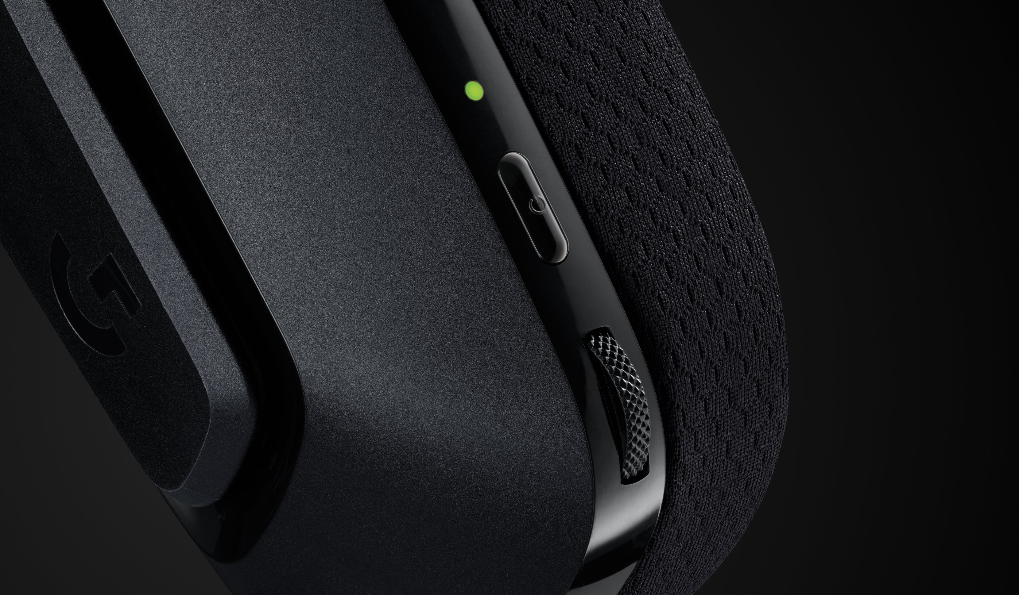 Logitech G535 Lightspeed Wireless Gaming Headset - Black ...