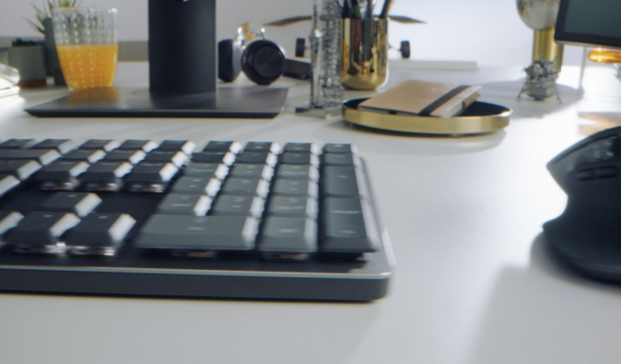 Logitech Master Series MX MASTER 3S - Mouse - ergonomic - optical - 7 ...