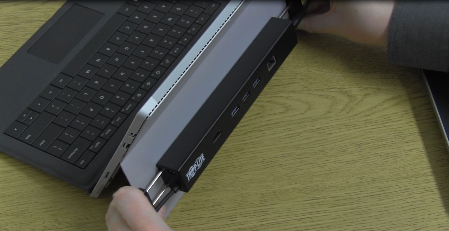 Tripp Lite Microsoft Surface Docking Station USB Hub & Gigabit Ethernet ...