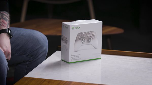Microsoft Xbox One Phantom White Special Edition Wireless Controller ...
