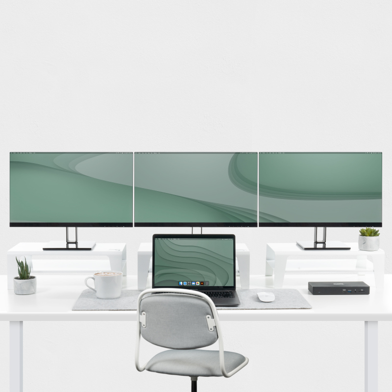 Plugable 13-in-1 USB-C Triple Monitor Docking Station 100W Charging, 3x ...