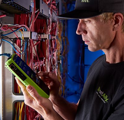 NetAlly LinkRunner AT 4000 - network tester